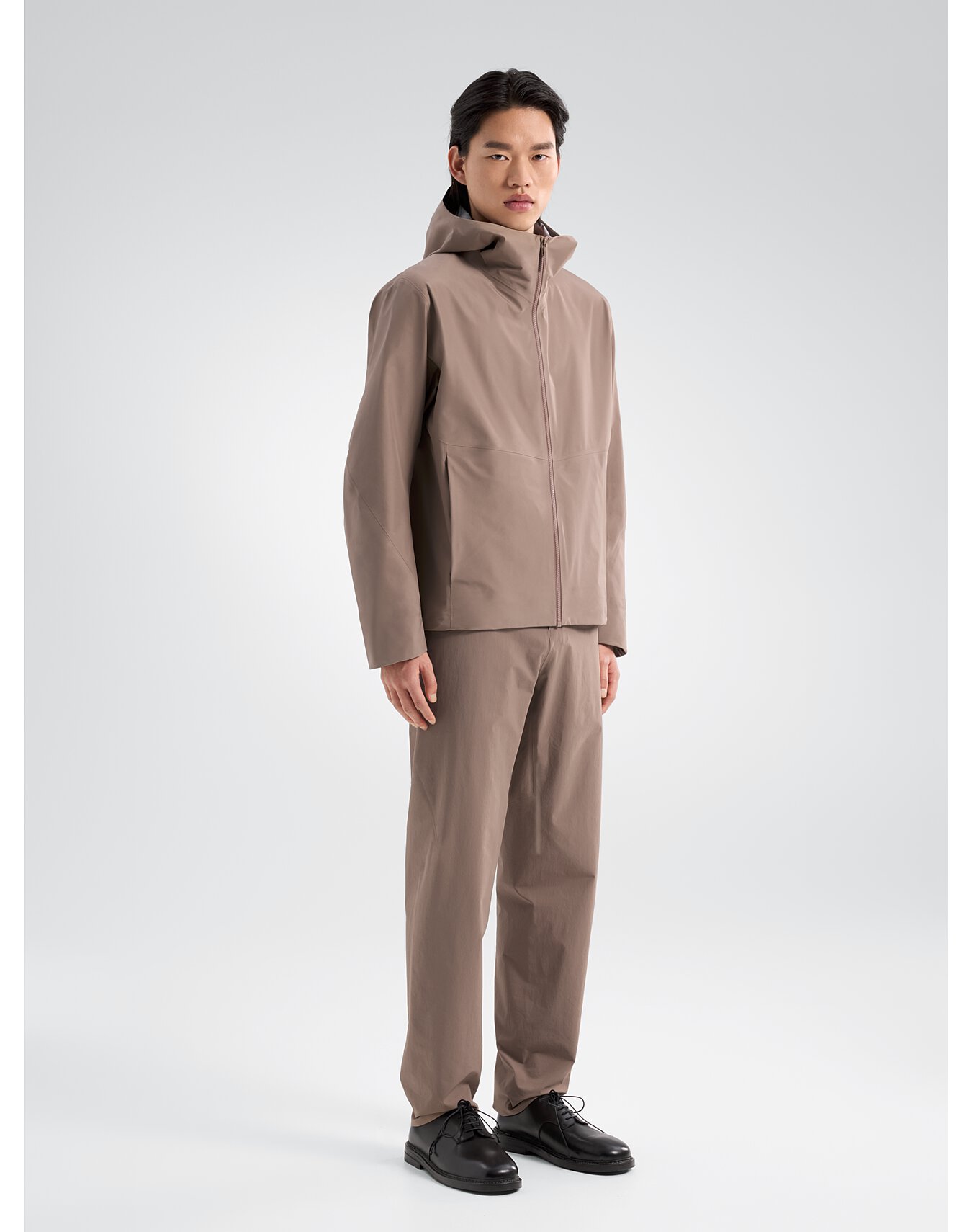 Arc’Teryx Perron Jacket International Shipping